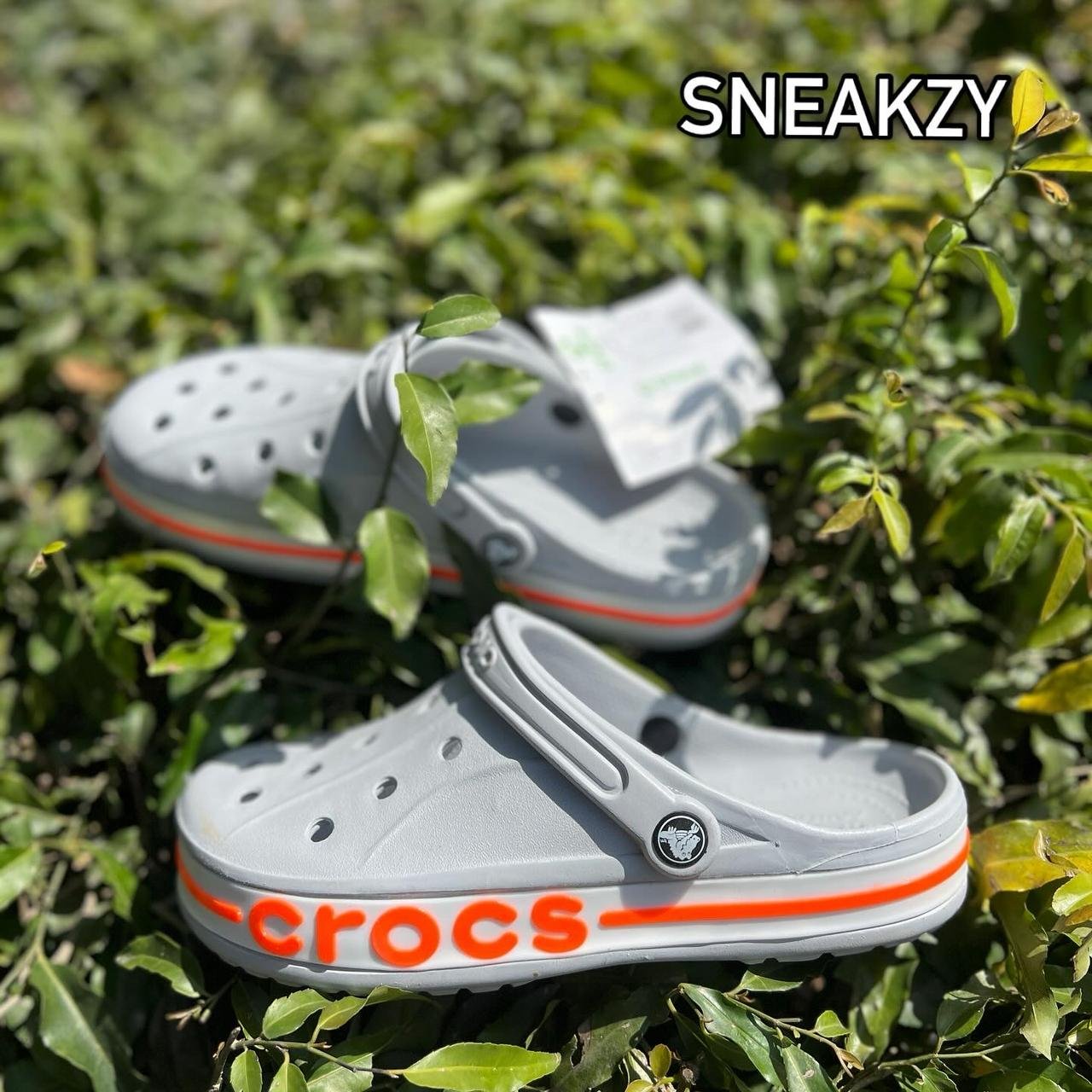 Crocs Bayaband Clogs (grey/Orange) - sneakzy.in